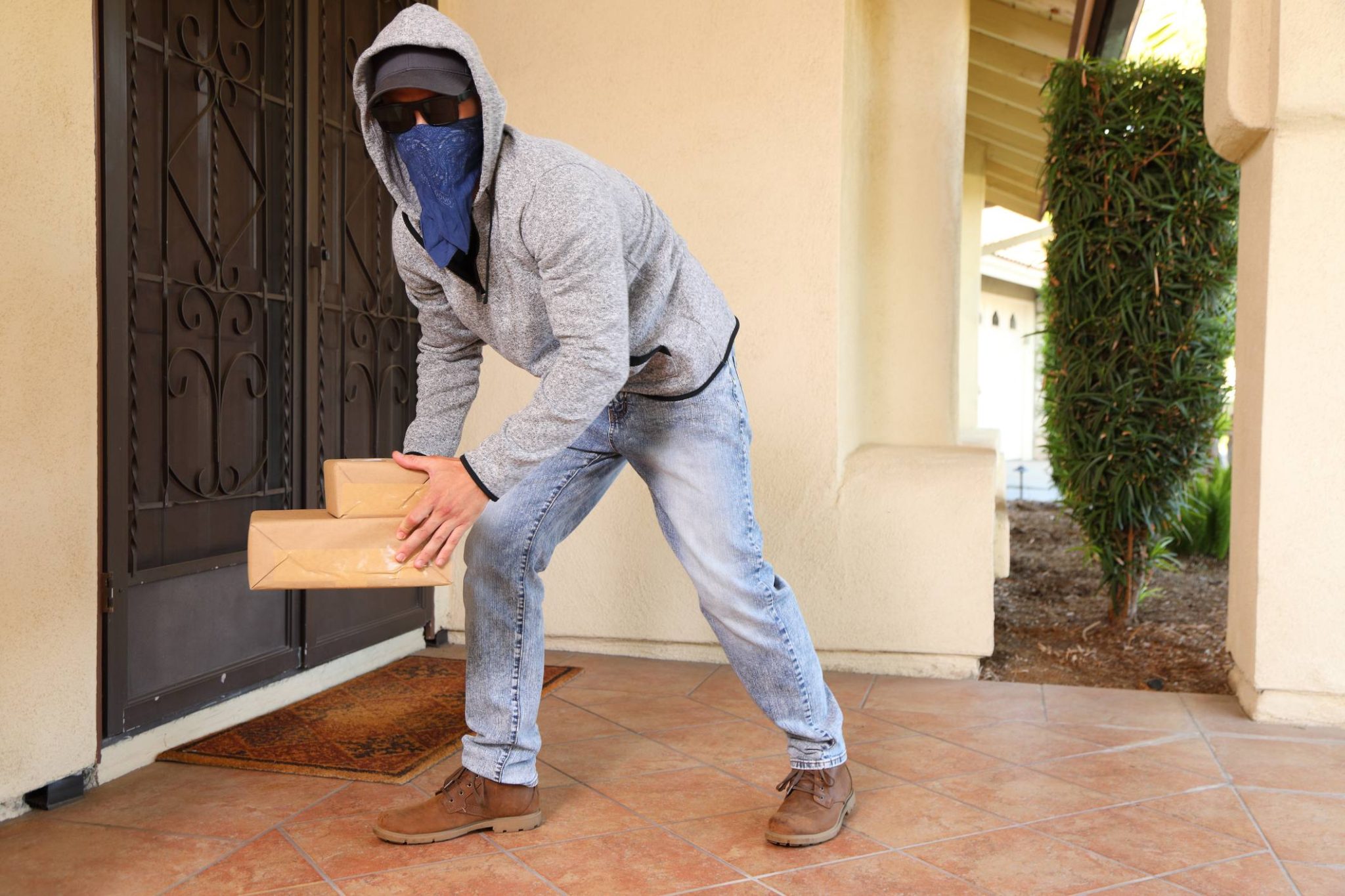 How to sink the Porch Pirates: Parcelhero’s advice to slash doorstep ...